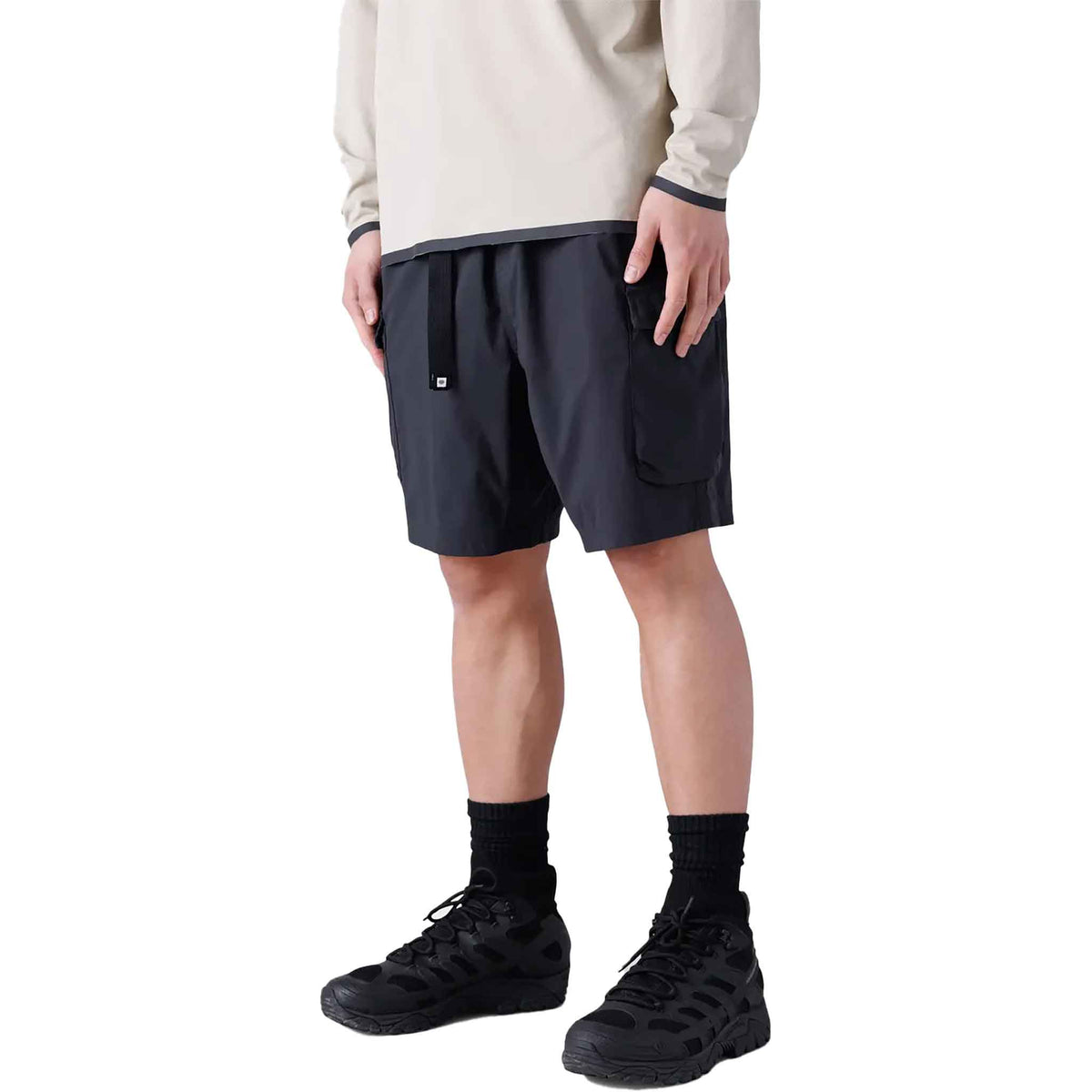 686 Traveler Featherlight Cargo Short 8" Black – Sanction Skate And Snow
